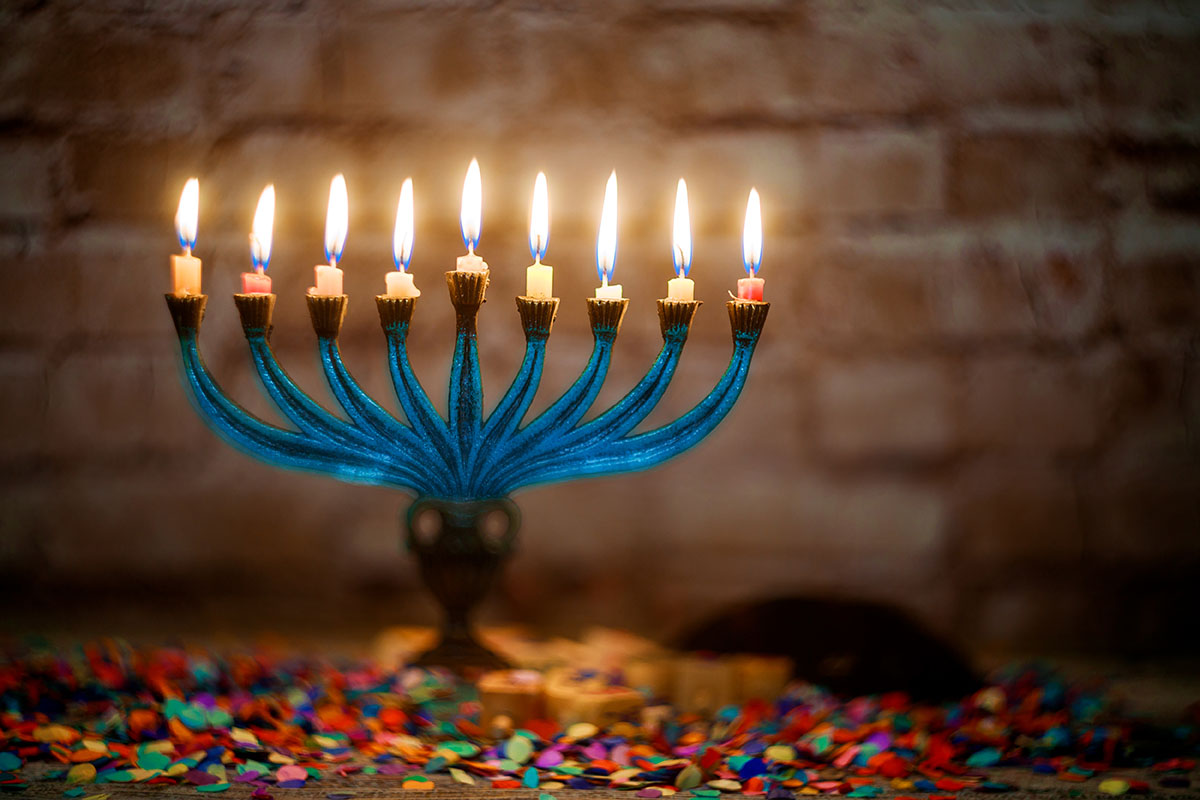 Sharing Hanukkah in the Classroom | The Jewish Educator Portal